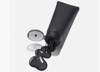 China Naturally Purifies Pores Face Cleanser Skin Care Removes Dead Skin With Charcoal for sale