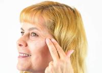China Natural Anti Wrinkle Serum Repairing Firming Skin Unscented Odorless Sun Damage Prevent for sale