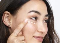China Deeply Hydration Eye Cream For Bags & Puffiness , Under & Around Eyes 30g for sale