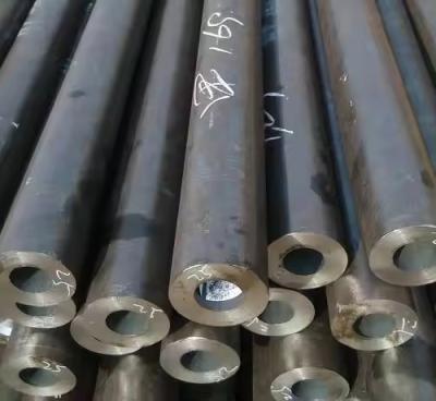China Boiler and Pressure Vessel Applications Seamless Carbon Steel Tube Pipe 1.24-60mm Thickness 6m Length Structural Material for sale