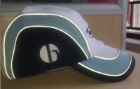 China Curved Brim Sports Running Cap OEM Custom Logo Lightweight 35g for sale
