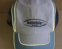 China Curved Brim Sports Running Cap OEM Custom Logo Lightweight 35g for sale