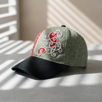 China Printed Six Panel Cap 3D Embroidery Design Custom Logo Textured Crown Style for sale