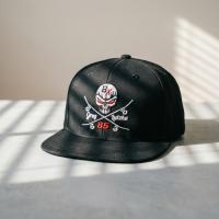 China Snapback Closure Embroidered Baseball Caps Adjustable Flat Brim Crown Logo Stitching Design for sale