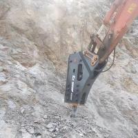 China Condition CE Certified 140mm Alloy Irregular Shape Chisel Guide Hydraulic Breaker for sale