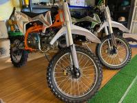 China 4-Stroke 100-200CC Gas/Diesel Mountain Motocross Motorcycle with 61-80km/h Speed Range for sale