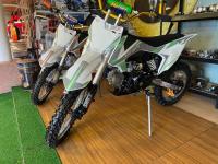 China 4-Stroke 100-200CC Gas/Diesel Mountain Motocross Motorcycle with 61-80km/h Speed Range for sale