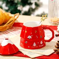 China Sustainable Bone Ceramic Mug Gift Box Set With Lid Spoon Creative Christmas Tree Design for sale