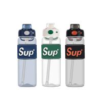 China Portable Leakproof Sports Cup 650ml 780ml Tritan Water Bottle Custom Color for sale