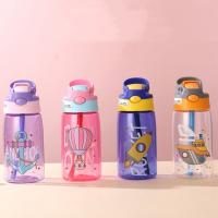 China Custom Logo 480ml Anti-Corrosion Coated Plastic Baby Drinking Water Bottle with Straws for sale