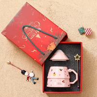 China Large Capacity Christmas Tree Design Ceramic Cup with Lid and Spoon Sustainable Gift for sale