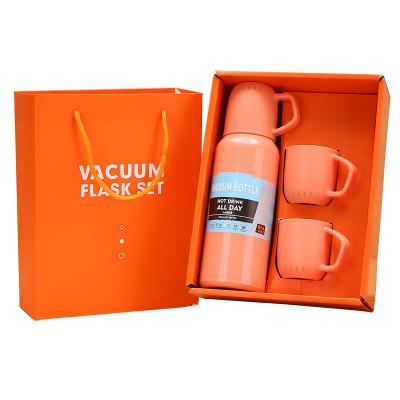 China 550ml 304 Stainless Steel Insulated Thermos Cup Double Wall Vacuum Flask Set for Business Gift for sale