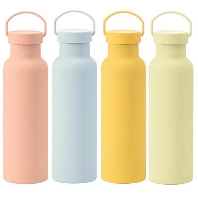 China Stainless Steel Double Wall Vacuum Bottle 600ml Insulated Travel Mug with Handle for sale