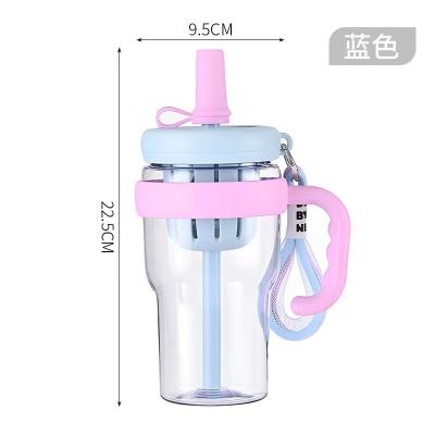 China 800ml Plastic Drinking Water Bottle for Outdoor Sports Travel Lightweight 195g for sale