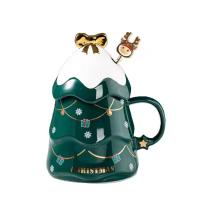 China Christmas Gift Ceramic Mug Set 400ml with Lid and Spoon Custom Color for Office Tea for sale