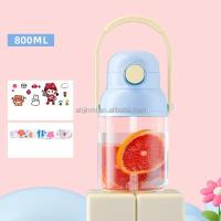 China 800ml Plastic Drinking Water Bottle Transparent Outdoor Sports Kettle for Adults for sale