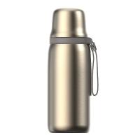 China 650ml Vacuum Insulated Water Bottle 304 316 Stainless Steel Straw Lid Bullet Flask for sale