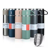 China Corporate Business Stainless Steel Vacuum Flask Gift Set 500ml Insulation Bottle with 2 Cups for sale