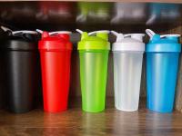 China Embossed Logo 400ml Protein Shaker Bottle for Gym Fitness Water Bottle for sale