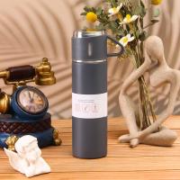 China Corporate Business Gift Set 201 Stainless Steel Vacuum Flask 500ml with 3 Attachable Mugs for sale