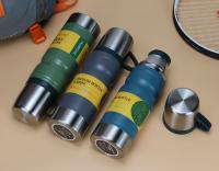 China 680ml Stainless Steel Vacuum Flask Set with 3 Lids for Business Promotion for sale