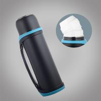 China 2200ml Insulated Stainless Steel Water Bottle 304 Food Grade Vacuum Flask for Hot Cold Drinks for sale