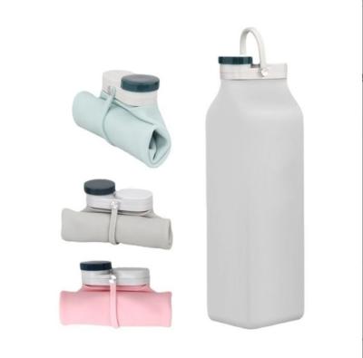 China Custom Logo Foldable Silicone Water Bottle Eco-Friendly and Portable for Active Kids for sale