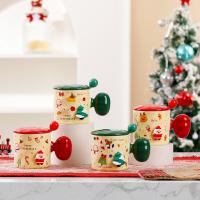 China Sublimation Custom 3D Christmas Mug Ceramic Cup with Lid and Spoon 380 ml Capacity for sale