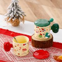 China Sublimation Custom 3D Christmas Mug Ceramic Cup with Lid and Spoon 380 ml Capacity for sale