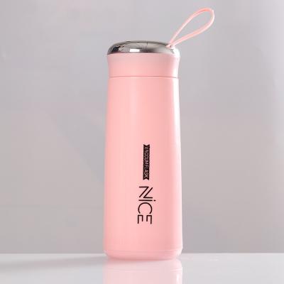 China 450ml Glass Tea Bottle High Temperature Resistant Custom Logo Reusable Eco Friendly Water Bottle for sale