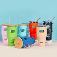 China Food Grade 960ml Borosilicate Glass Tumbler with Wooden Lid and Straw Customizable Color for sale