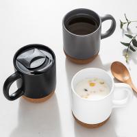 China Sustainable 8.8*11.3cm Custom Creative Cork Bottom Ceramic Cup with Matte Plastic Lid for sale