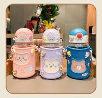 China Wholesale 620ml Plastic Water Bottle with Straw for Kids Students Cute Bear Design Custom Color for sale