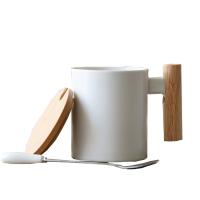 China Ceramic Coffee Mug with Lid 11oz 0.5kg Custom Logo for Tea Lovers for sale