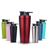 China Stainless Steel 700ml Vacuum Insulated Shaker Bottle Custom Logo Fitness Water Bottle for sale