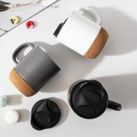 China 450ml Stoneware Ceramic Coffee Mug with PP Lid Custom Color for Gift Giving for sale