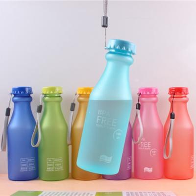 China Custom 550ml BPA Free Sealed Plastic Water Bottle for Students Portable Reusable for sale