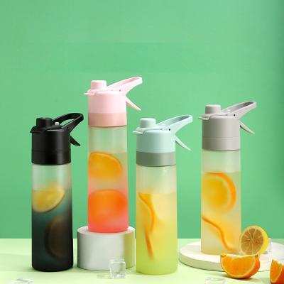 China Custom Logo 650ml Plastic Spray Water Bottle for Outdoor Sports Hiking for sale