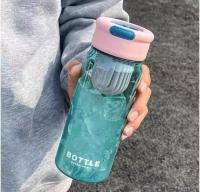 China Contemporary Design 650ml PP Plastic Water Bottle with Custom LOGO and Tea Separator for sale