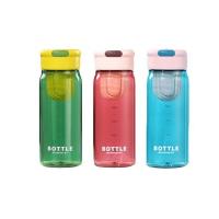 China Contemporary Design 650ml PP Plastic Water Bottle with Custom LOGO and Tea Separator for sale