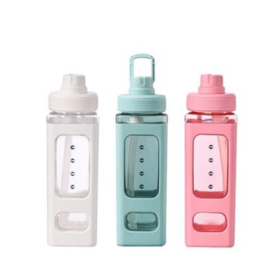 China 700ml Square Plastic Water Bottle Thermal Insulation for Travel Fitness for sale