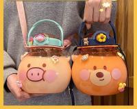 China Customized Color 1L Large Capacity Water Bottle Transparent Bear Drink Cup With Straw for sale