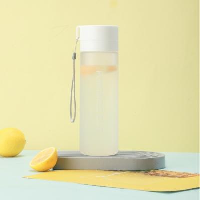 China PC Plastic Drinking Water Bottle 600ml 800ml Large Capacity Outdoor Sports Direct Drinking for sale