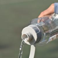 China 1000ml BPA Free Clear Plastic Water Bottle Food Grade for Boiling Water for sale