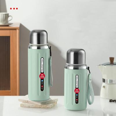 China 316 Stainless Steel Vacuum Flask 600ml 800ml Insulated Travel Mug for Outdoor Sport for sale