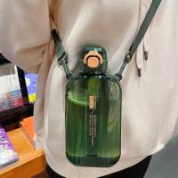 China BPA Free Square Plastic Water Bottle 750ML Customizable Sports Bottle for sale