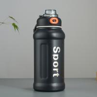 China 850ml 18/8 Food Grade Stainless Steel Water Bottle for Outdoor Active Lifestyles for sale