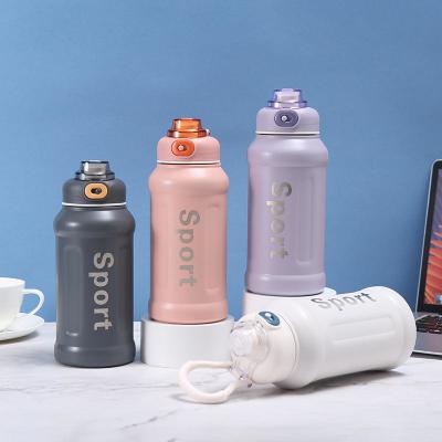 China 850ml Stainless Steel Insulated Water Bottle Custom Logo Sports Hiking Flask for sale
