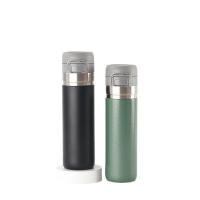 China 700ml 304 Stainless Steel Insulated Water Bottle Hot Cold 6-12 Hours Outdoor Portable Thermos Cup for sale