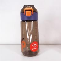 China Tritan Outdoor Sport Water Bottle 620ml with Touch Scale Line and Handgrip for sale